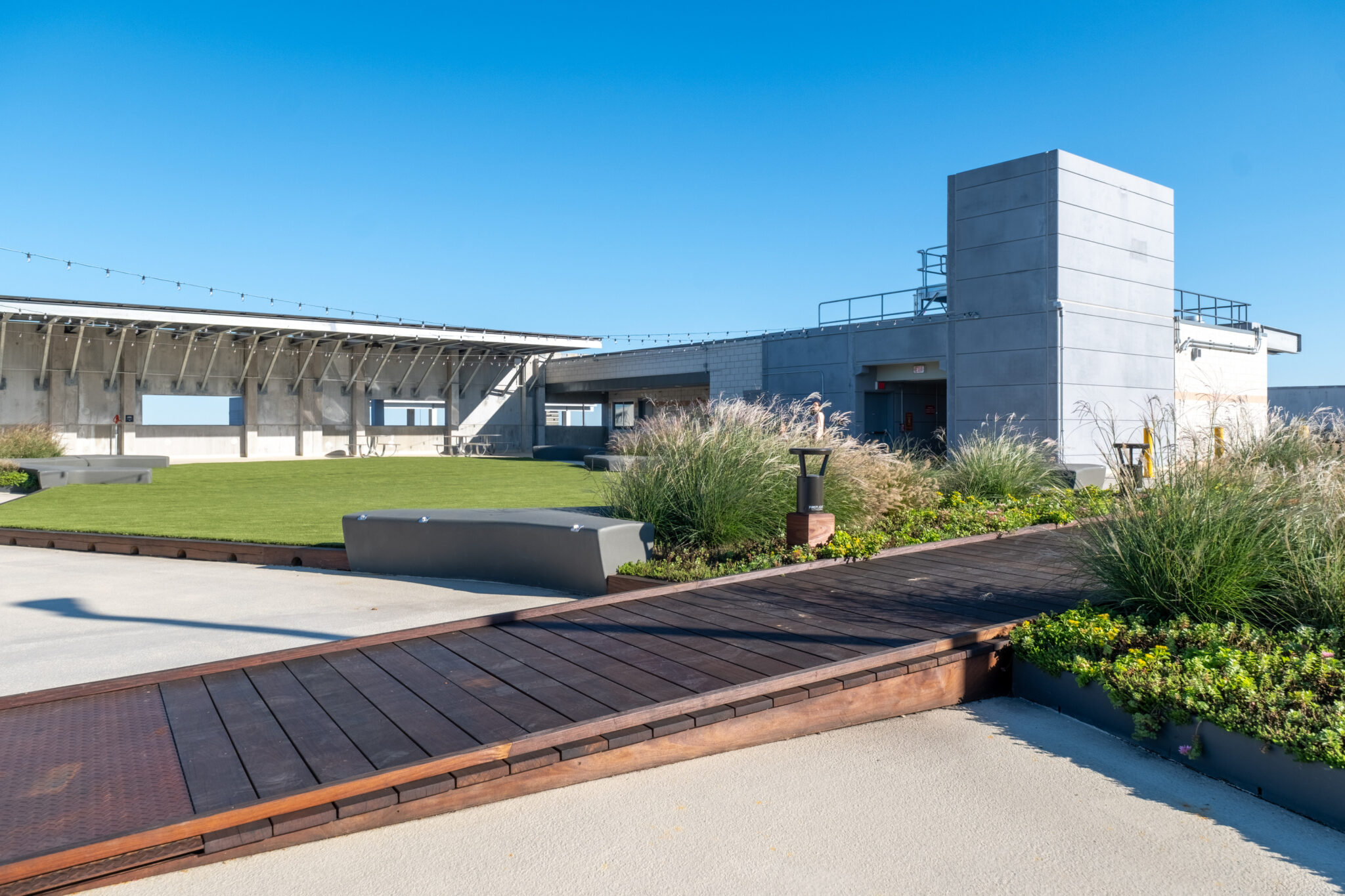 Springfield Community Business Center (CBC) Commuter Garage - Walker ...